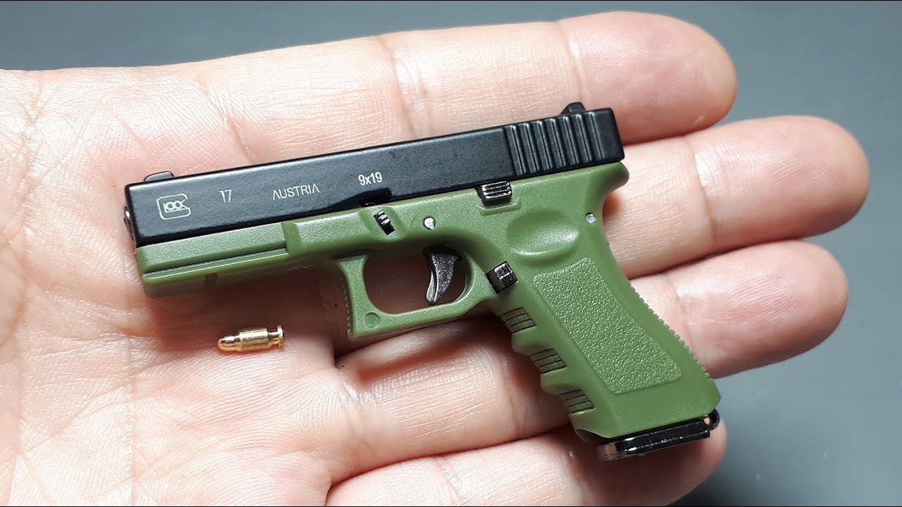 1/3 Glock G17 eject rounds by Yingtu mini metal alloy keychain model ...
