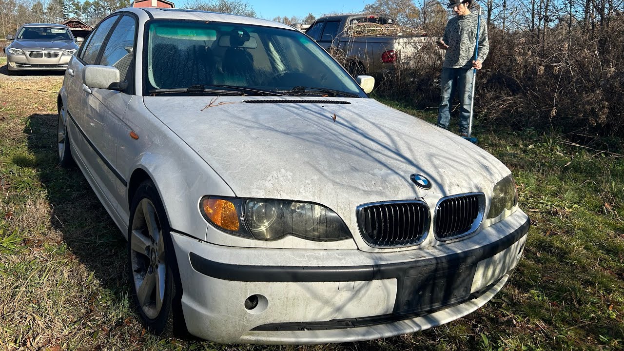 PART 1 OF REBUILDING MY CHEAP E46! - YouTube