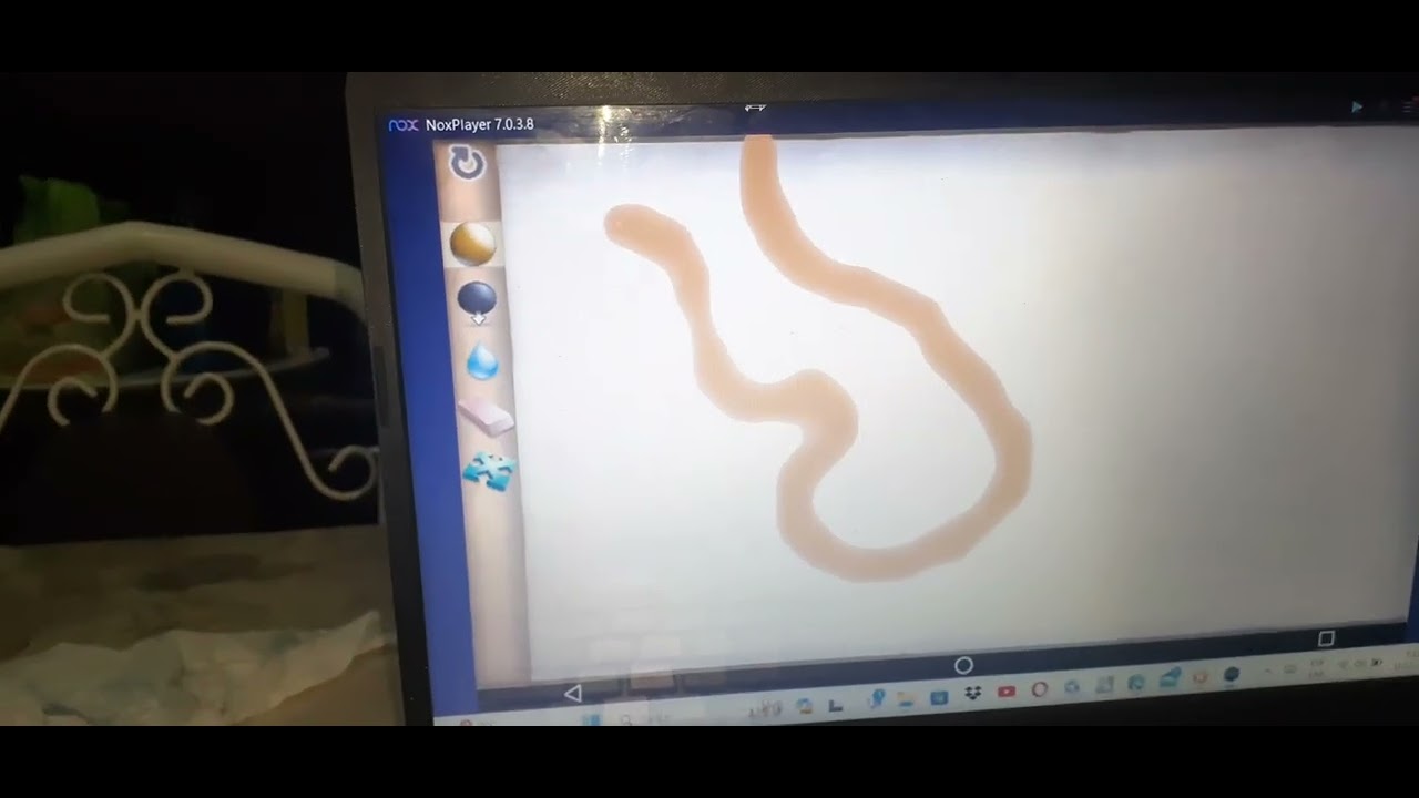 We play LiquidFun Paint!!!! #liquidfunpaint @erikamendoza6007 #fungame ...