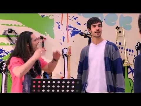 Violetta - Momento musical: Rafa Palmer y Luca cantan ¨Tienes el talento¨