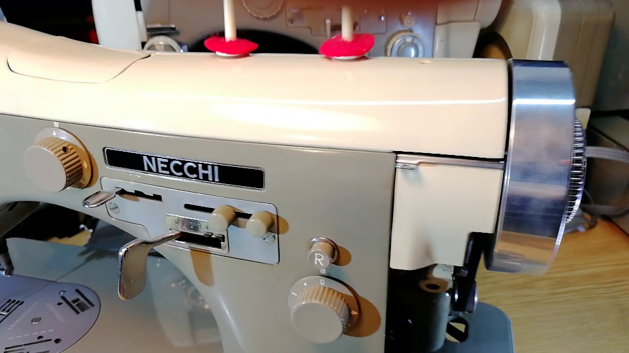 NECCHI Supernova stitch length malfunction - YouTube
