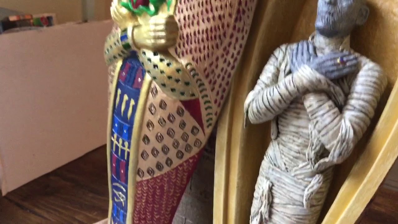 Moebius. The Mummy kit. Finished display. - YouTube