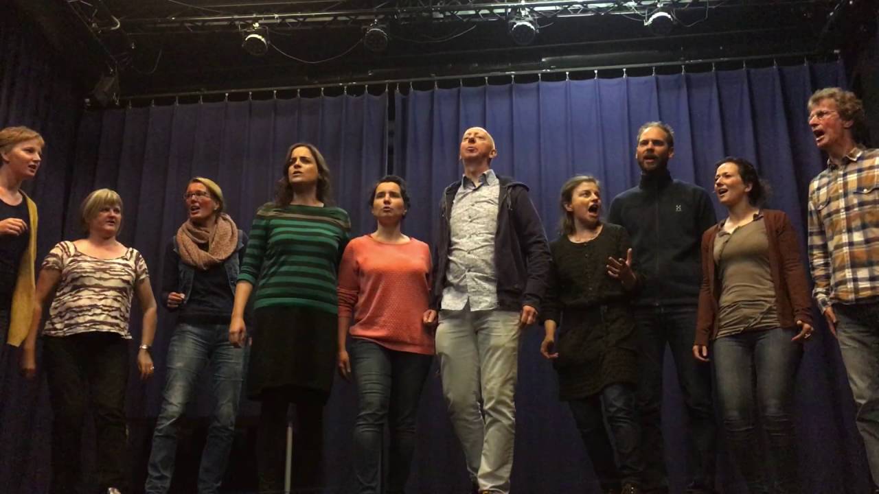 Workshop "Improvised Singing" - YouTube