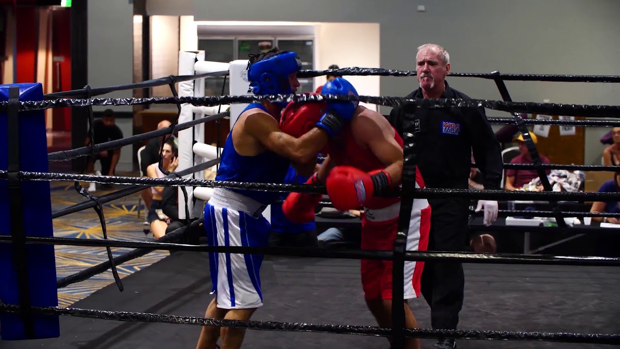 Joel Herlihy vs Bevan Connor - YouTube