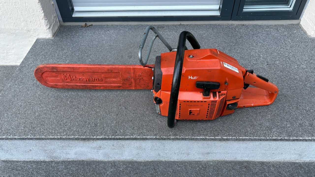 Husqvarna 61 Restoration – Chainsaw Rebuild - YouTube
