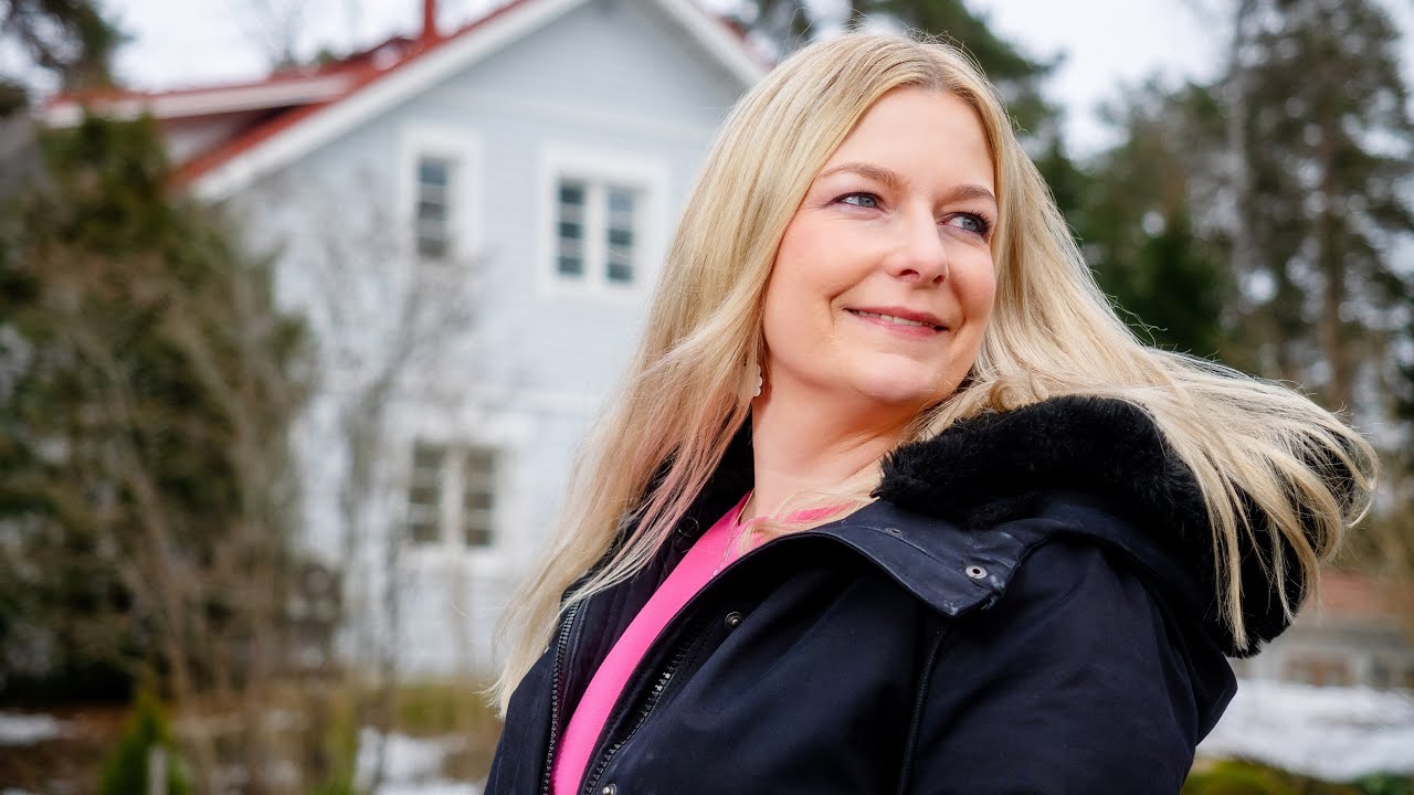 Yrittäjätarina: Sini Toivonen, Soma Events Oy - YouTube