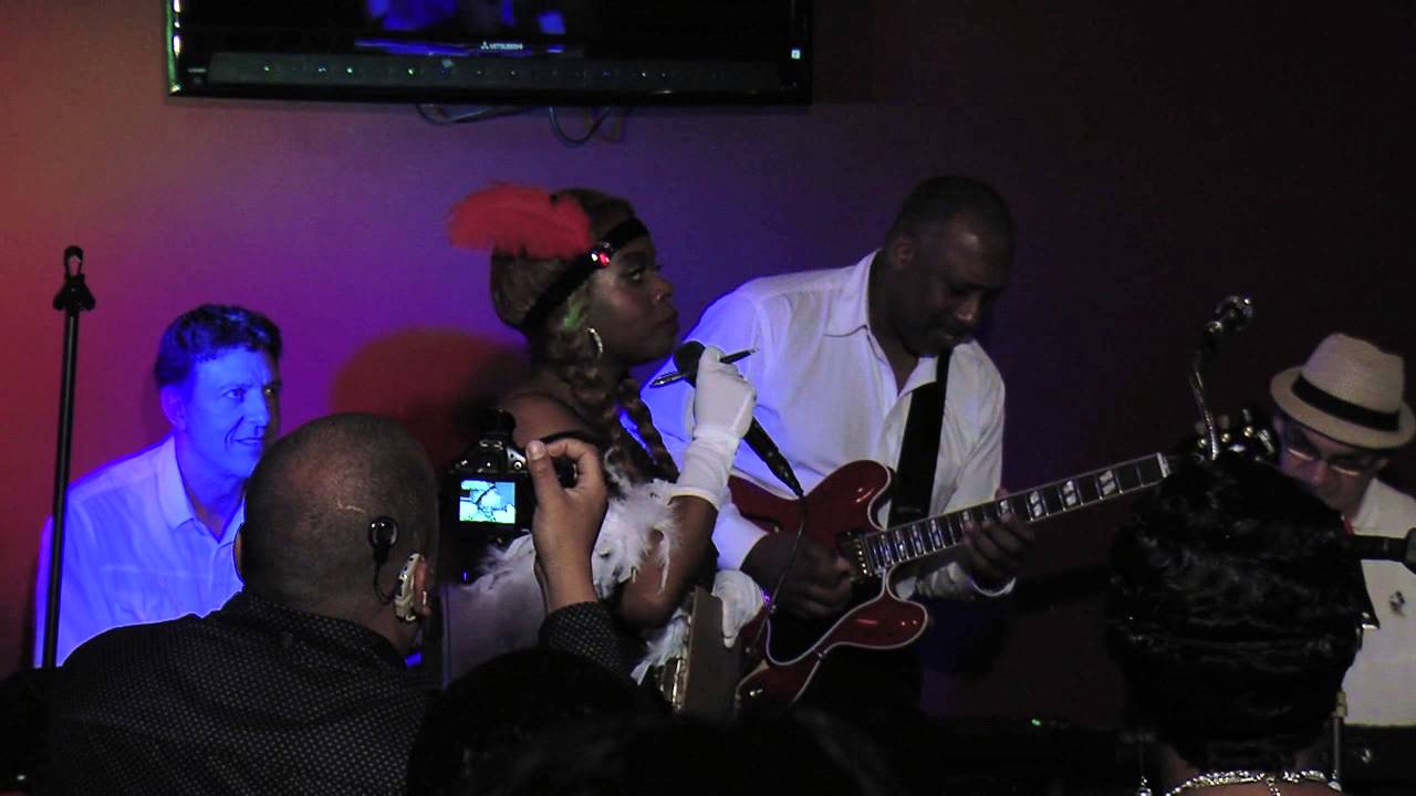 T Ray band Sheknow - YouTube