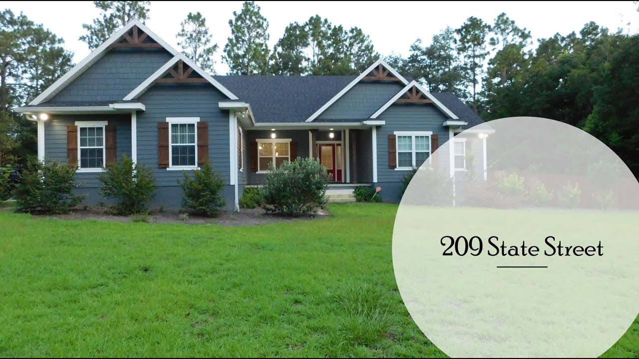 209 State Street - 4 Bedrooms, 2 1/2 baths - **Call Amy Carlton ...