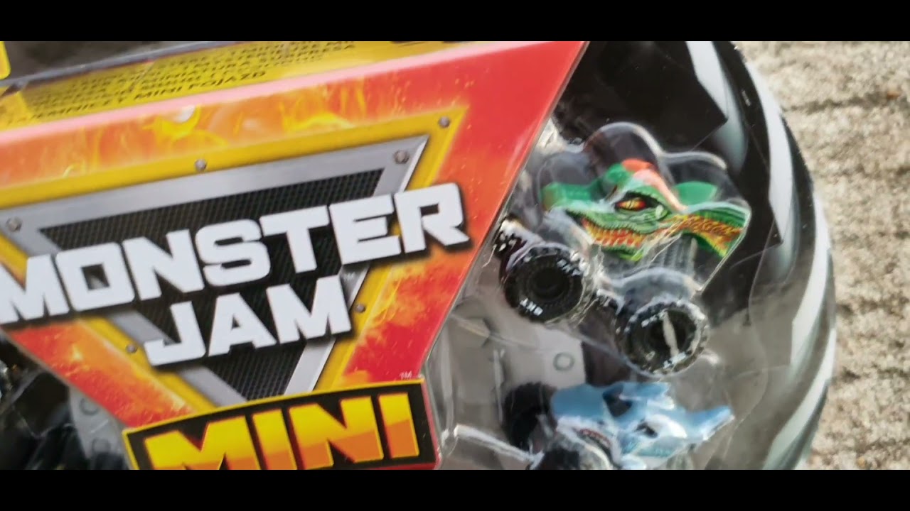 Toys Review Monster Jam Mini 1:87 Scale by Spin Master (5-Pack Includes ...