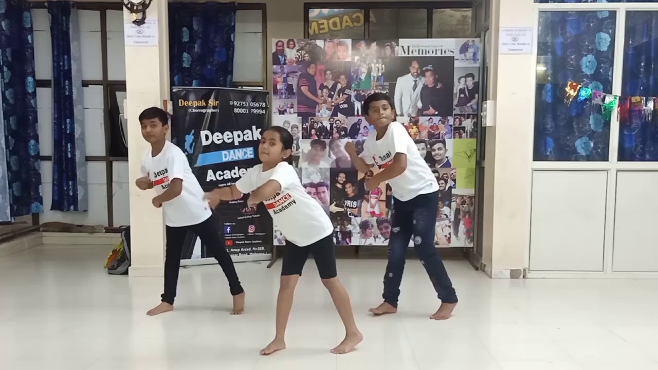 Raghupati Raghav Krrish 3#CHOREOGRAPHY DEEPAK SIR DEEPAK DANCE ACADEMY - YouTube