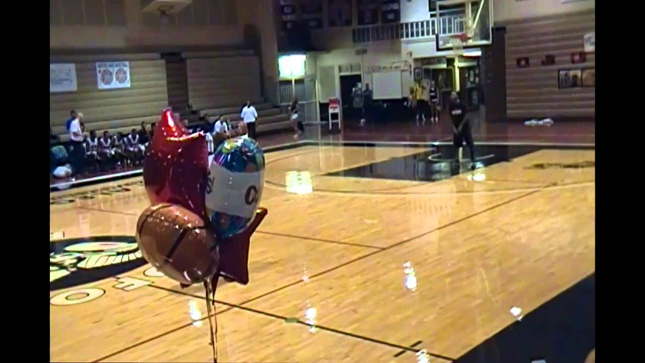 Jordan Riley Senior Dunk - YouTube