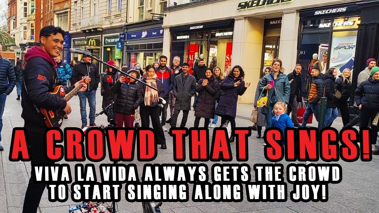 Busker’s Surprise: BIG CROWD SINGS VIVA LA VIDA Together! 🎤👏 - YouTube