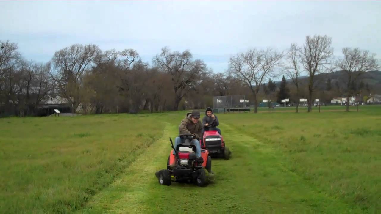 redneck mower racing - YouTube
