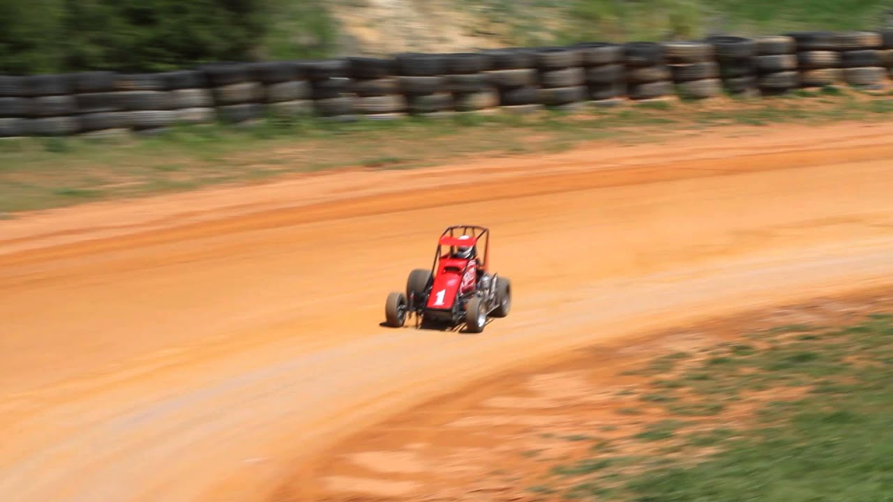 [RAW] Taylor - Midget Test Drive 1-11-2014 - YouTube