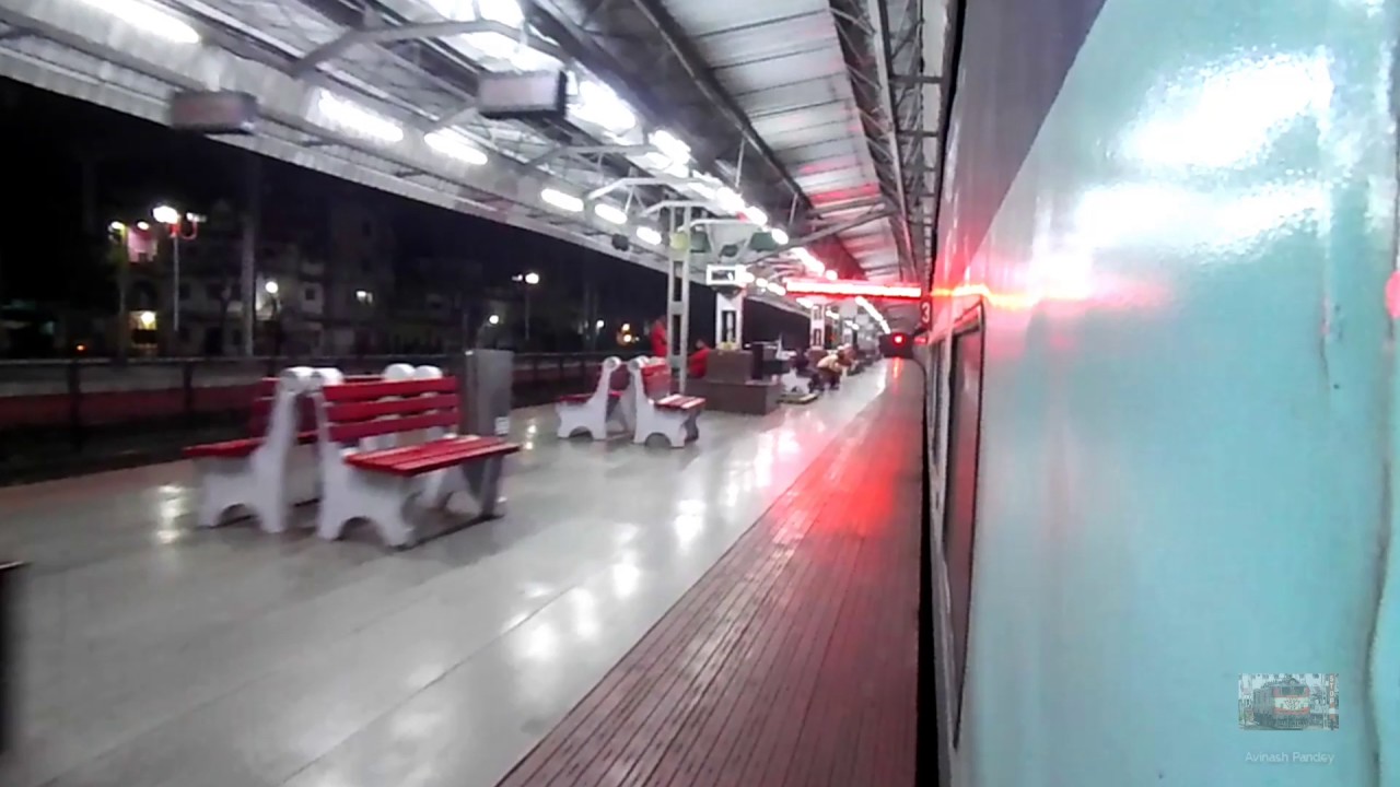 Night Departure : Puri-Howrah Superfast Exp. Departs From Puri Hauled ...