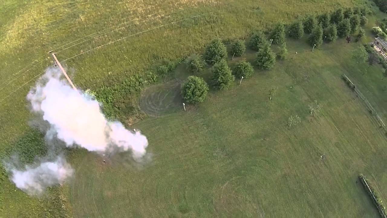 Tannerite explosion - YouTube