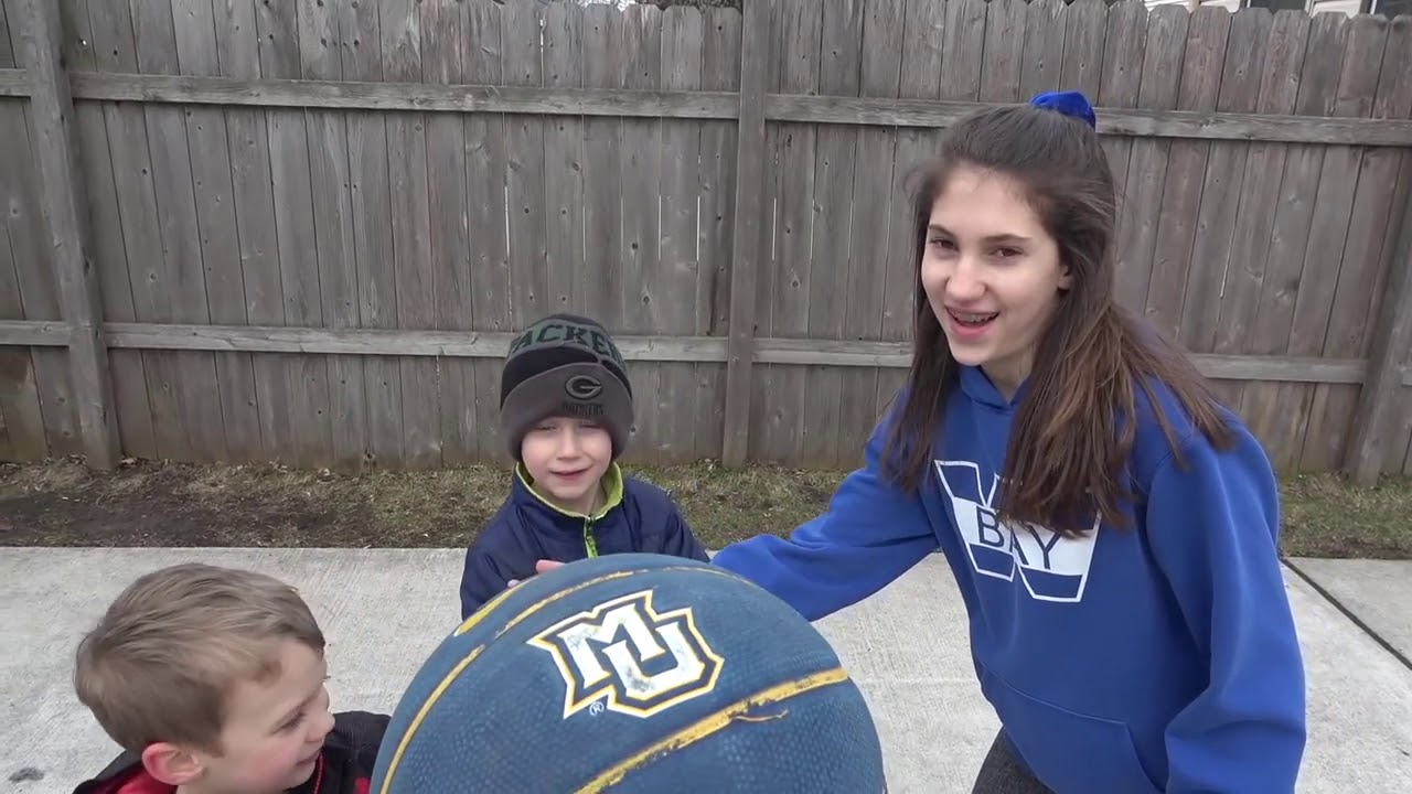 7 Year Old EXPOSES SISTER AGAIN 2v1 Basketball Colin Amazing #challenge ...