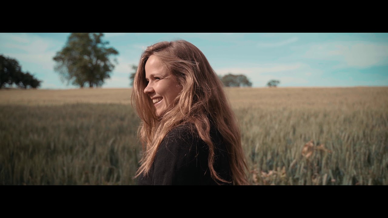 Marie Feiler - Homesick - Offizielles Musikvideo - YouTube