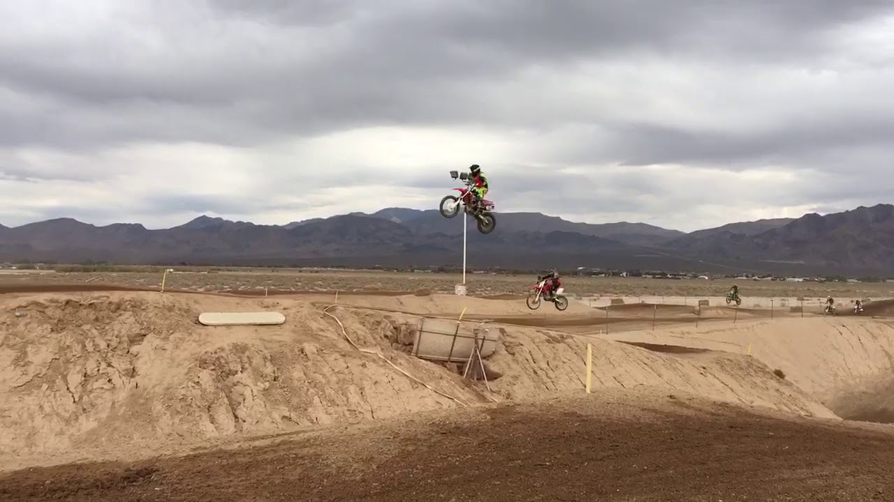 Sandy valley MX - YouTube