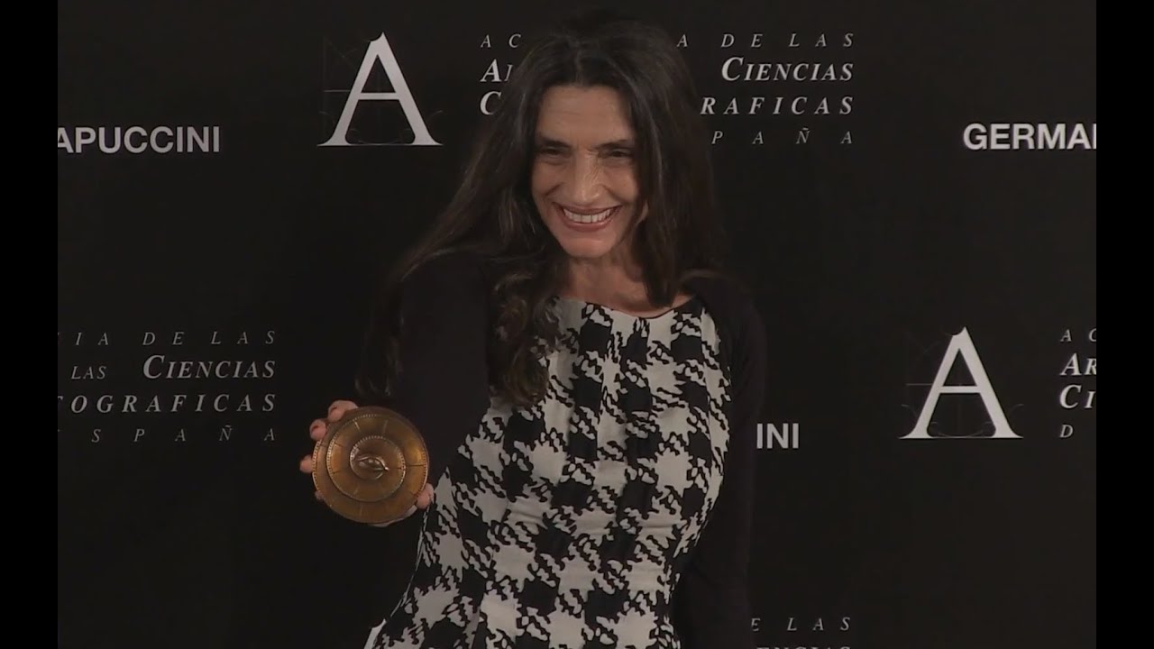 Ángela Molina, Medalla de Oro - YouTube