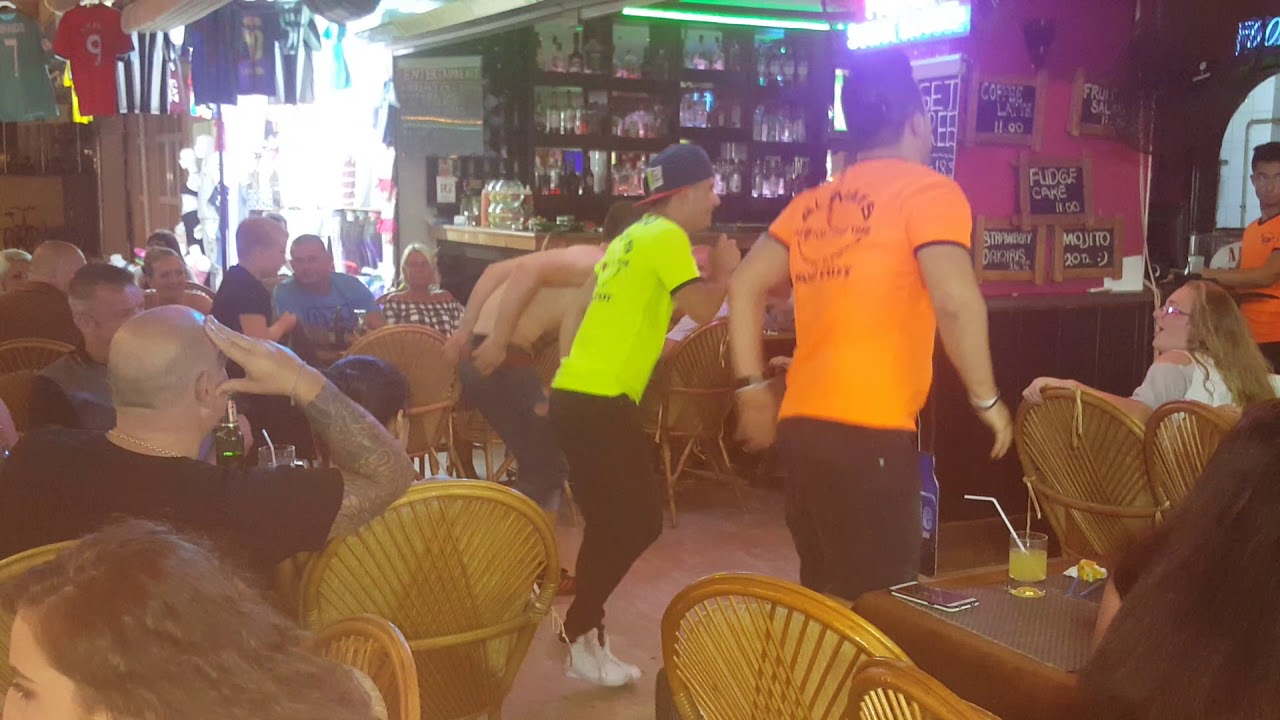 Always Bar Marmaris 2017 Bar Staff Dancing 3 - YouTube