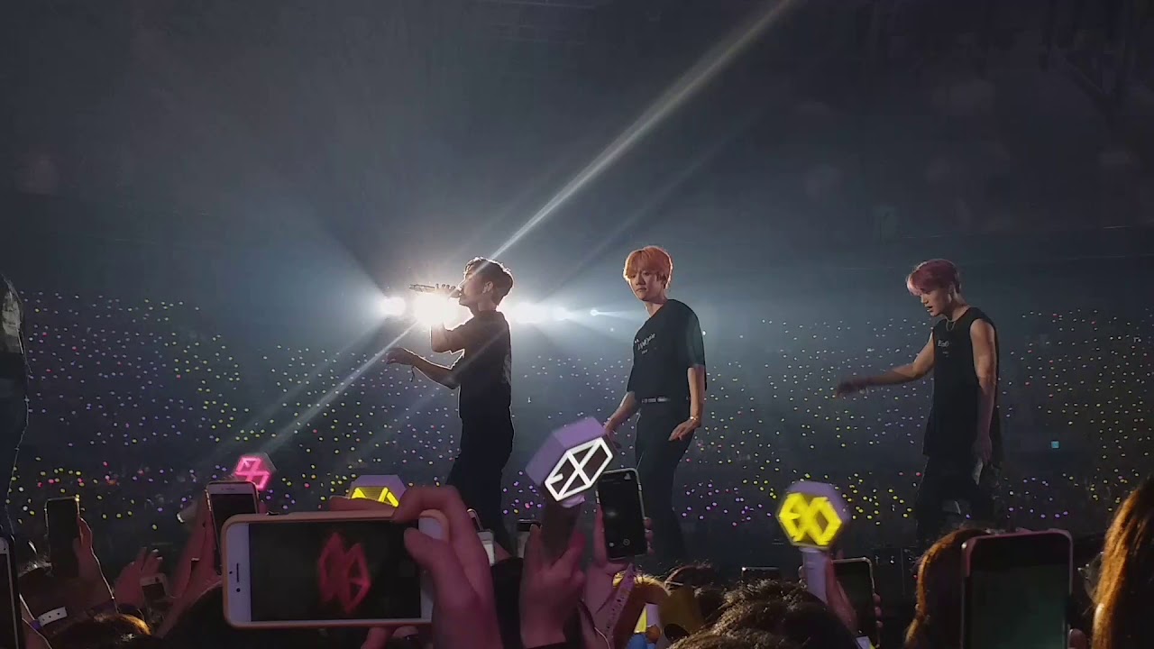 EXO Exploration in Seoul - Unfair (2019) - YouTube