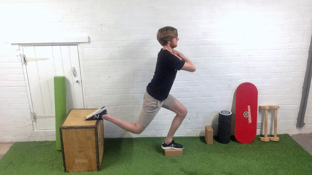 Deficit RFE Split Squat - YouTube