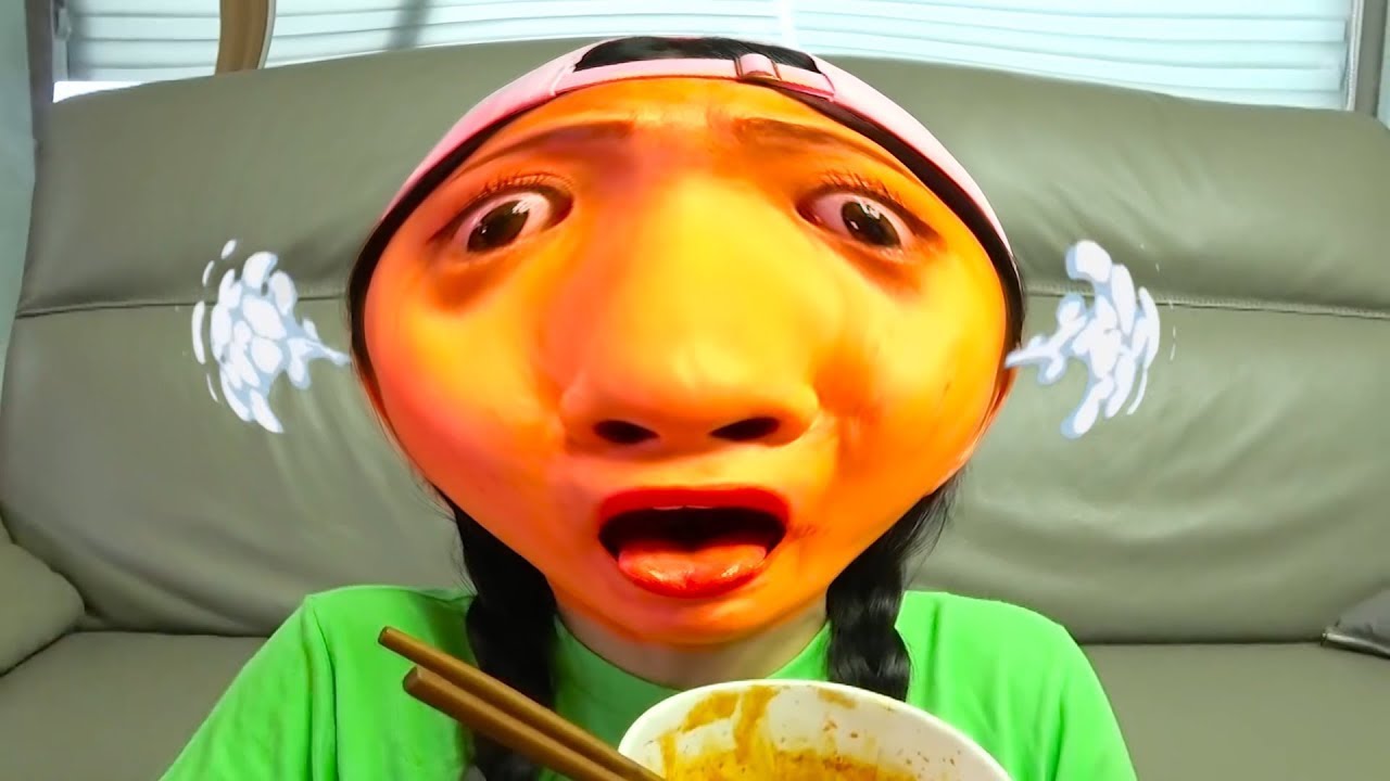 COMPARISON DONA 도나 Mukbang Fire Spicy Noodle 불닭볶음면 먹방 Dona Animation ...