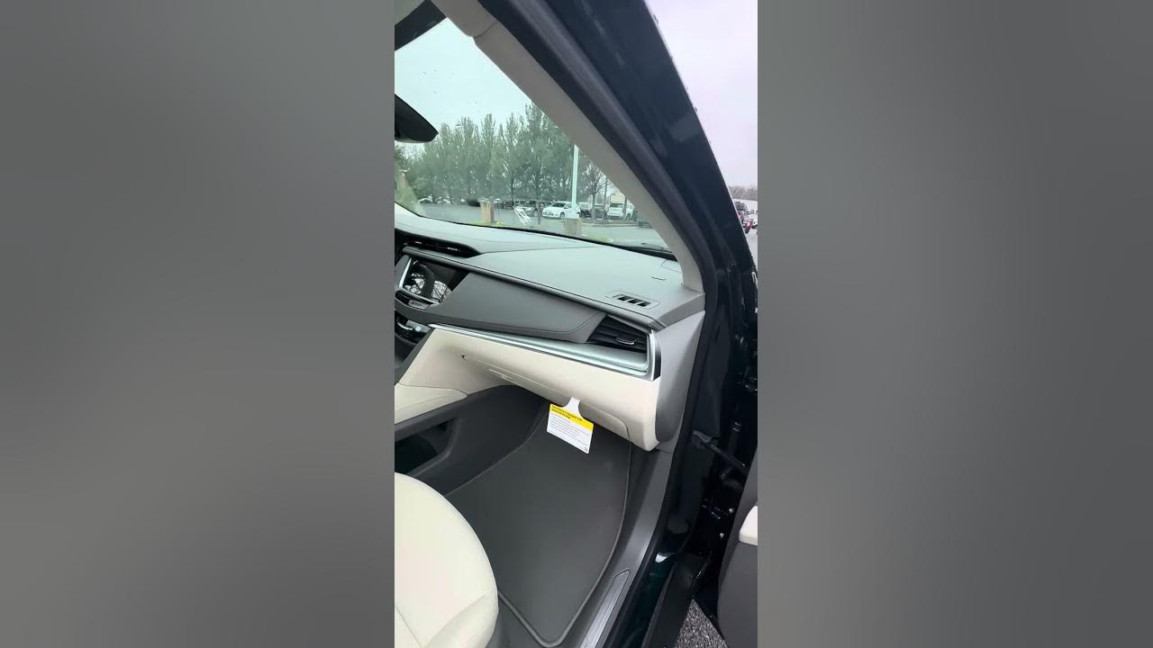 B690 2024 XT5 Emerald Lake Metallic - YouTube