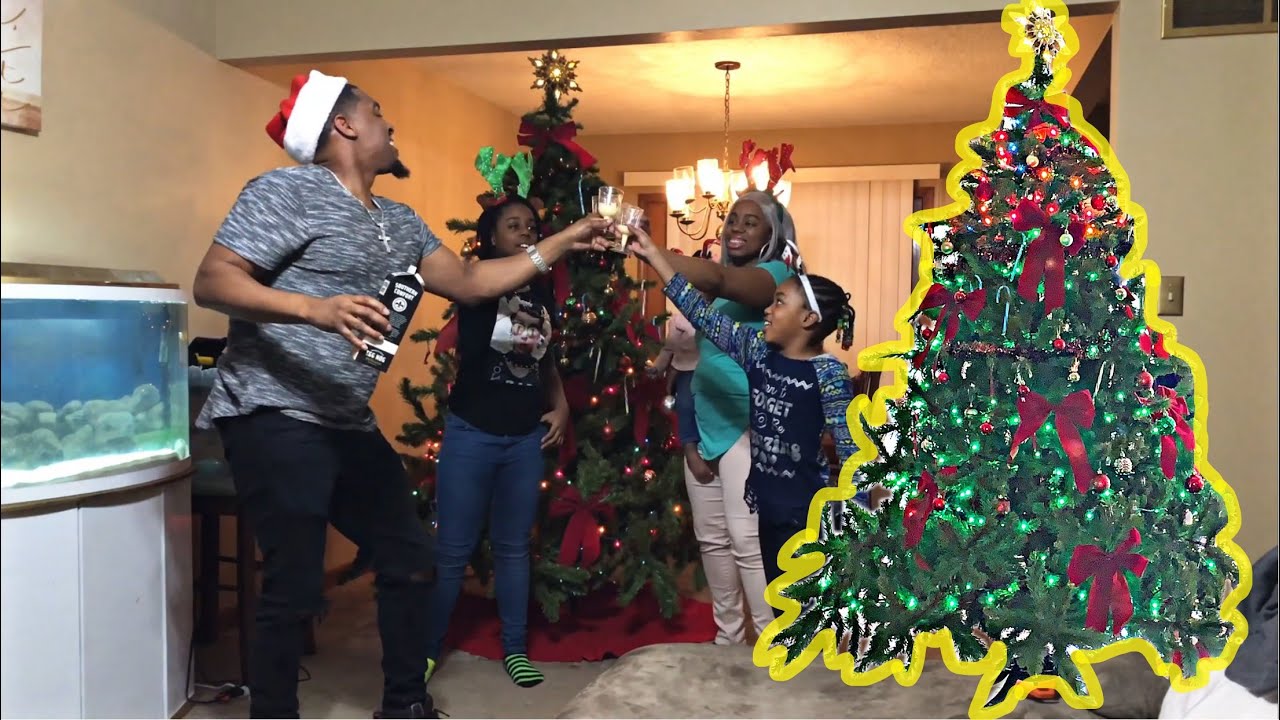 Decorating Our Christmas Tree Youtube