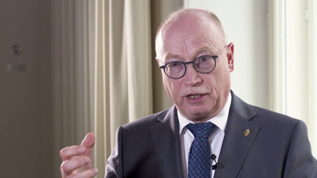 Martin Stratmann über Qualitätsstandards in der Forschung - YouTube