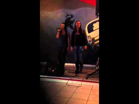 Valeryn Valentina & Lady CLOW live inedito