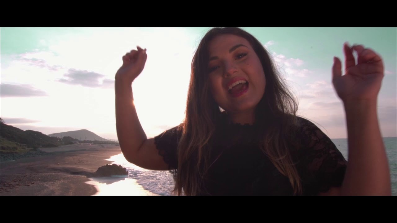 Emi Watanabe - Salmo 46 (Clipe Oficial) - YouTube