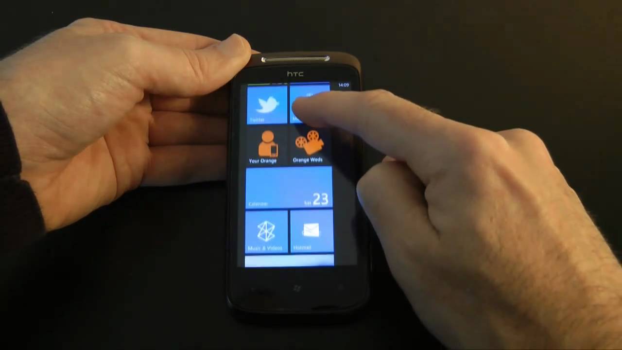 Windows Phone 7 The Home Screen Experience - YouTube