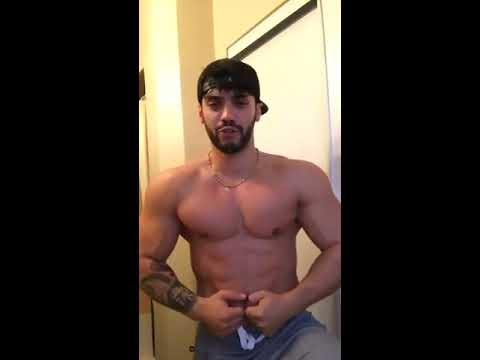 Arad Winwin talking with fans (17/12/17)