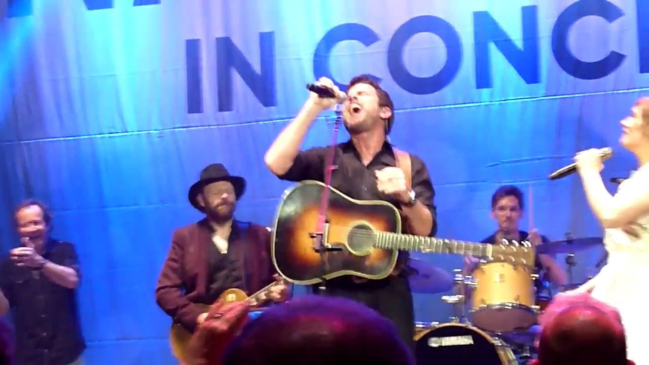 Nashville In Concert - One More Song - YouTube