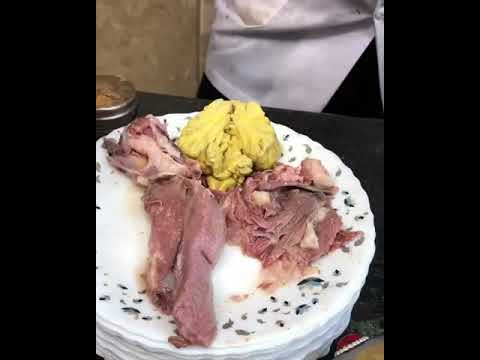 Traditional Iranian breakfast - Kalleh Pacheh