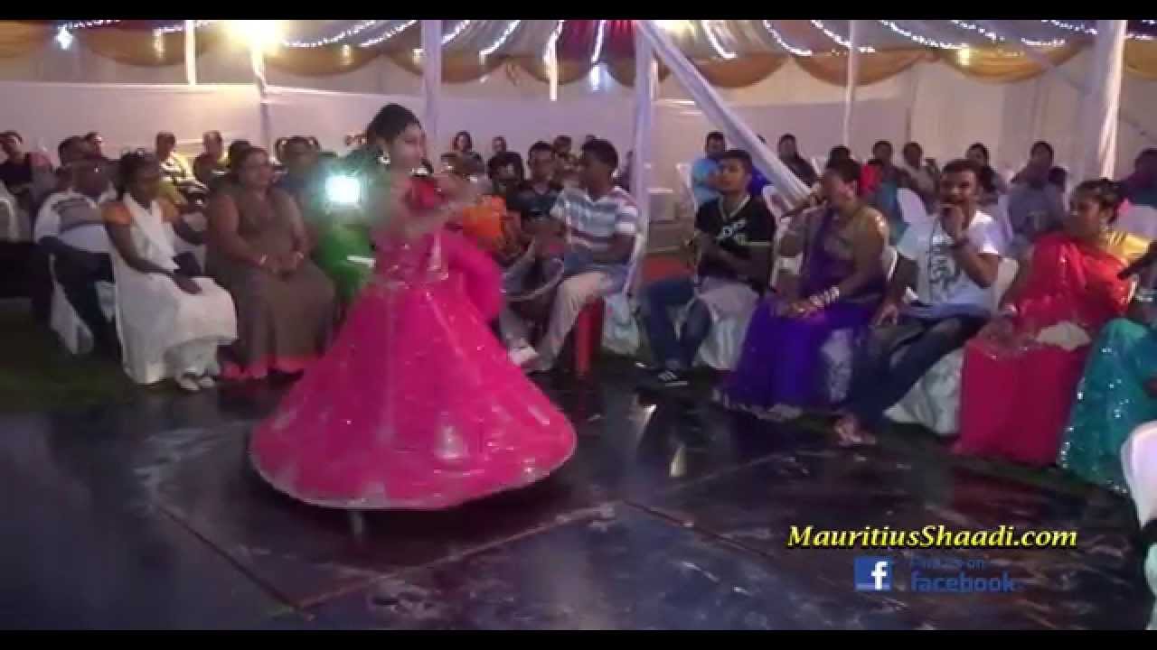 MauritiusShaadi.com - Geet Gawai @ Riambel 13-14 - Murli Vaala - YouTube