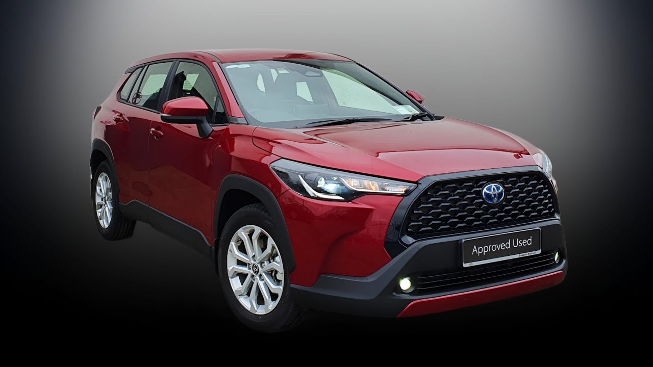 2023.(232 REG). TOYOTA - COROLLA - CROSS - LUNA - HYBRID. TOKYO RED ...
