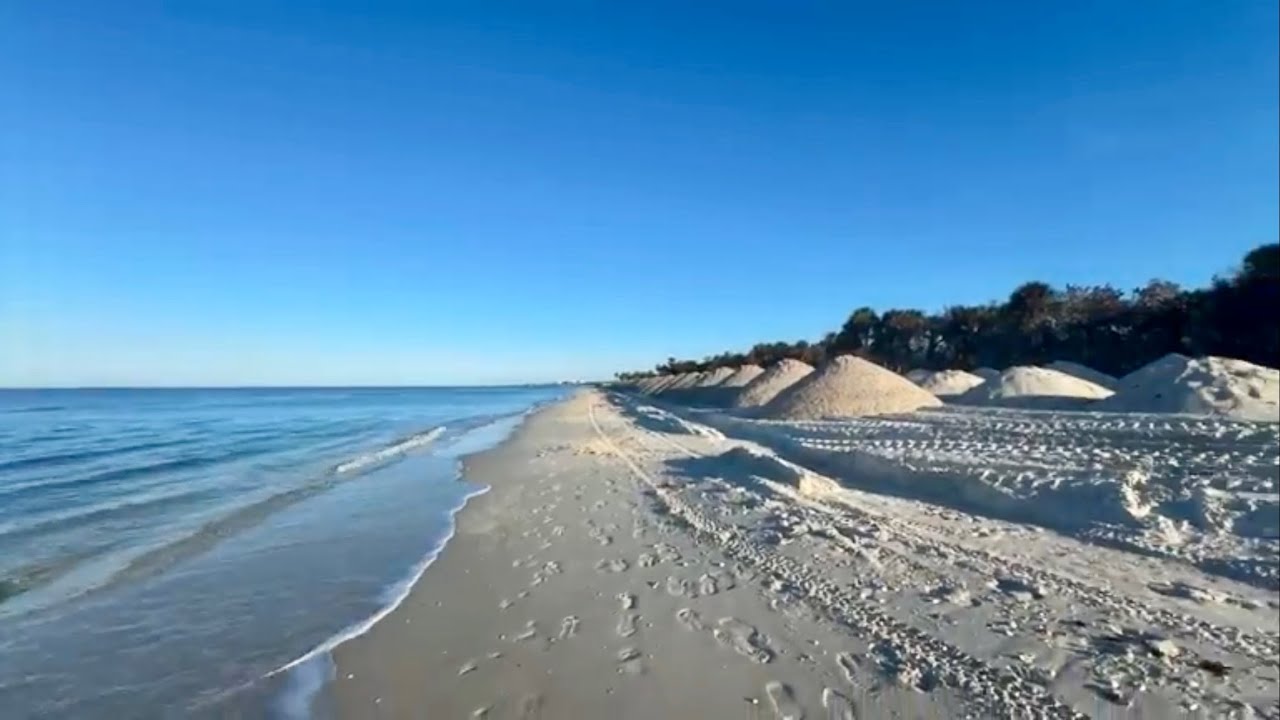 Robb’s Sunday Morning Beach Walk, the Day Before Thanksgiving in North ...