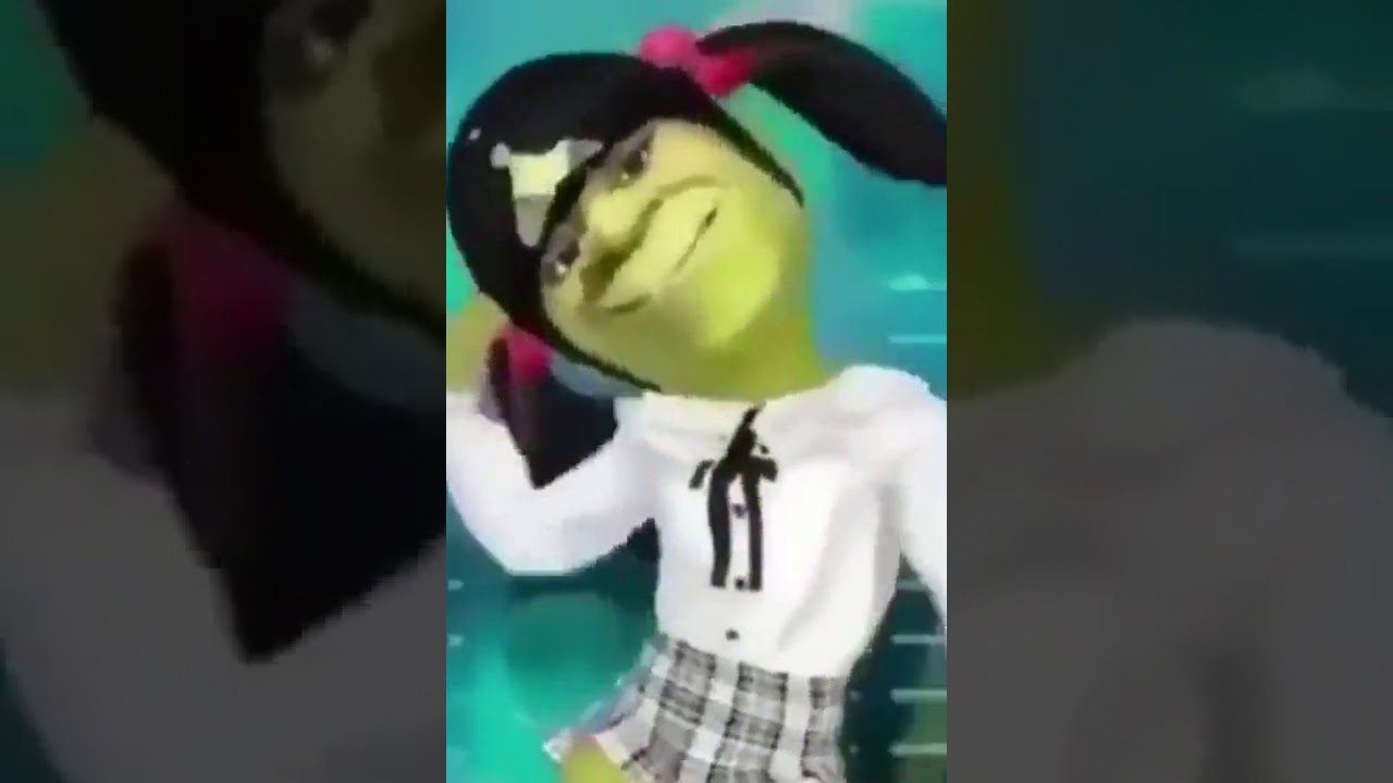 Female Shrek dancing(cursed) - YouTube