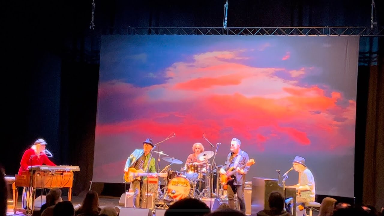 The Waterboys- The Whole Of The Moon live at Glasgow Royal Concert Hall ...