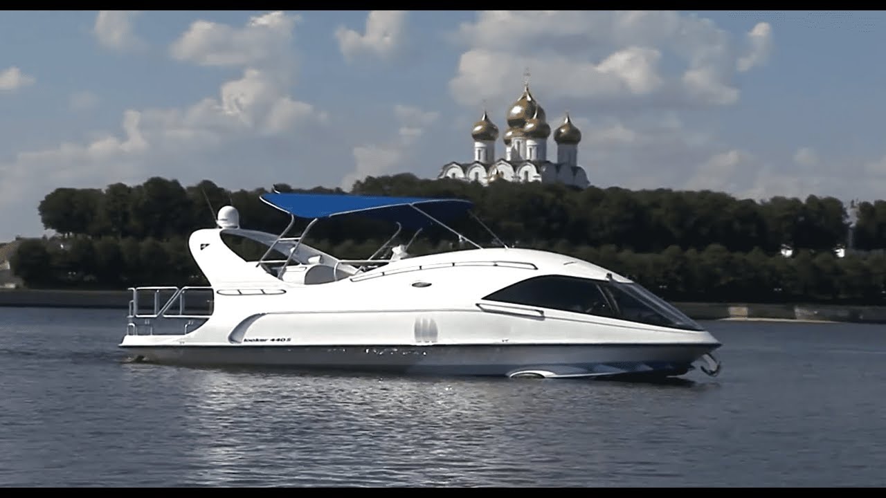 High-speed yacht Looker 440S - YouTube