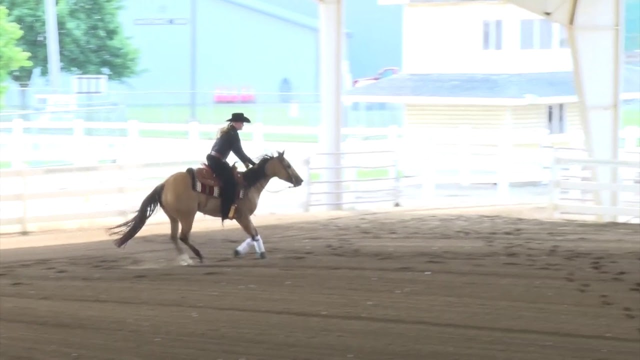 180527 Green Brianne Gallagher on Maia Hollywood Twist - YouTube