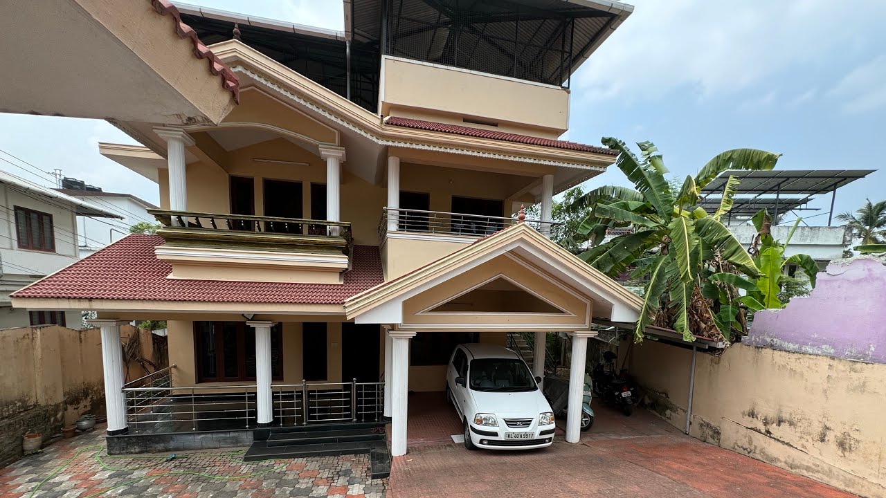Used House for Sale in Ernakulam | 10.5 Cent, 4000 Sqft, 4 BHK | Very ...