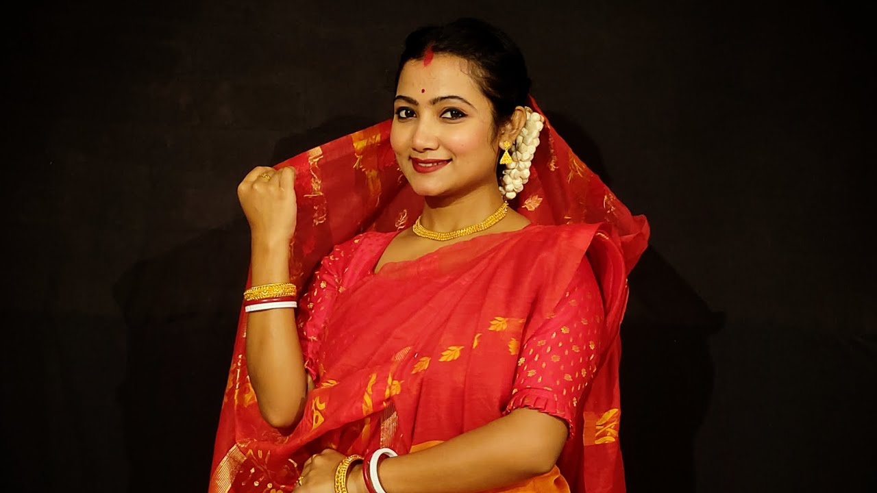 Aye bodhu aye || Dance cover || Manjistha Swarnakar - YouTube