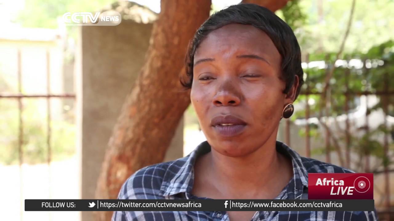 South Sudan artists use street drama & art to promote peace - YouTube