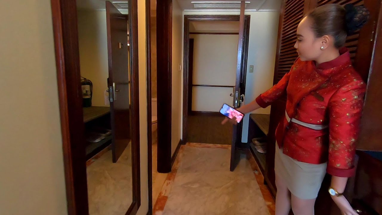 WATERFRONT HOTEL & CASINO AIRPORT, MACTAN, CEBU, PHILIPPINES - YouTube