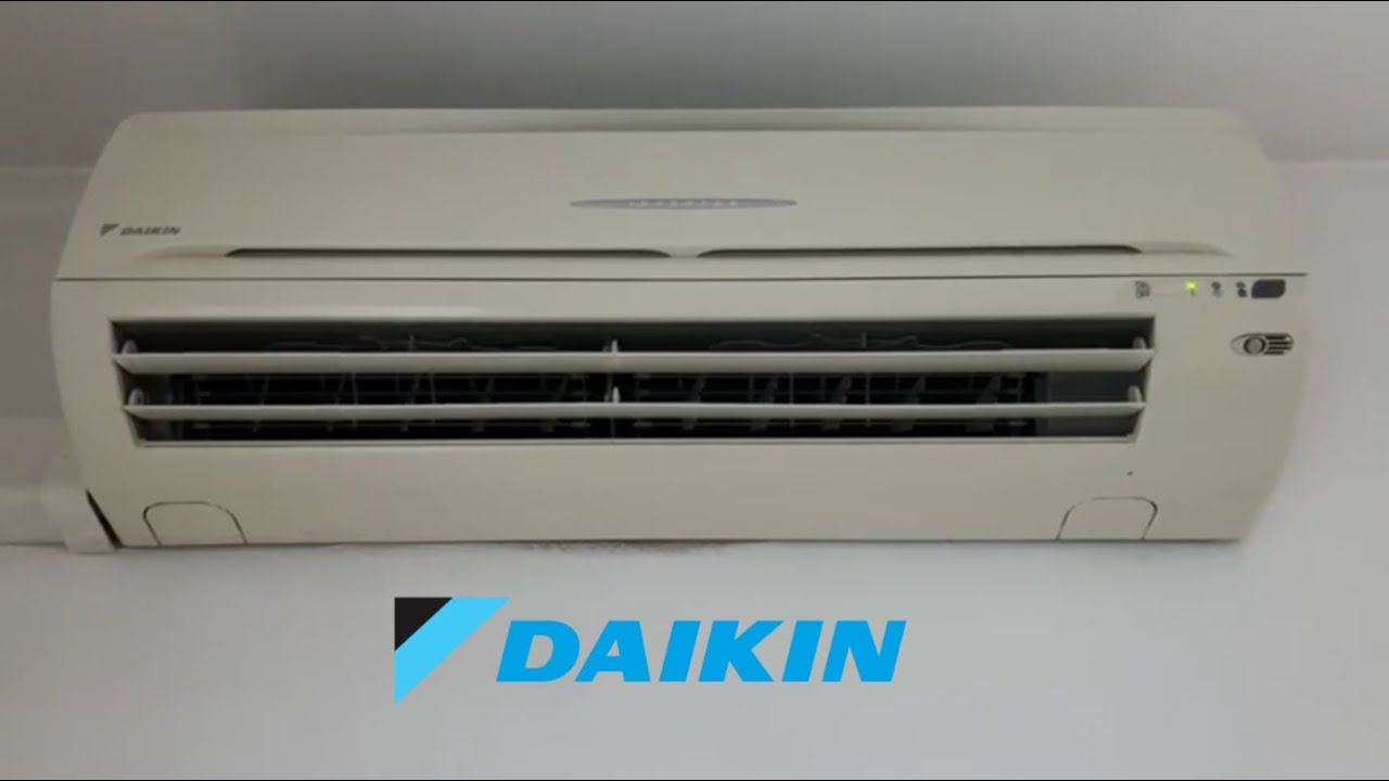 [QUICK VIDEO] Old-school DAIKIN INVERTER air conditioning system ...