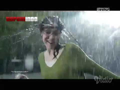 Iklan Anlene - Rain Dance (Tari Hujan) [15 Detik] - YouTube
